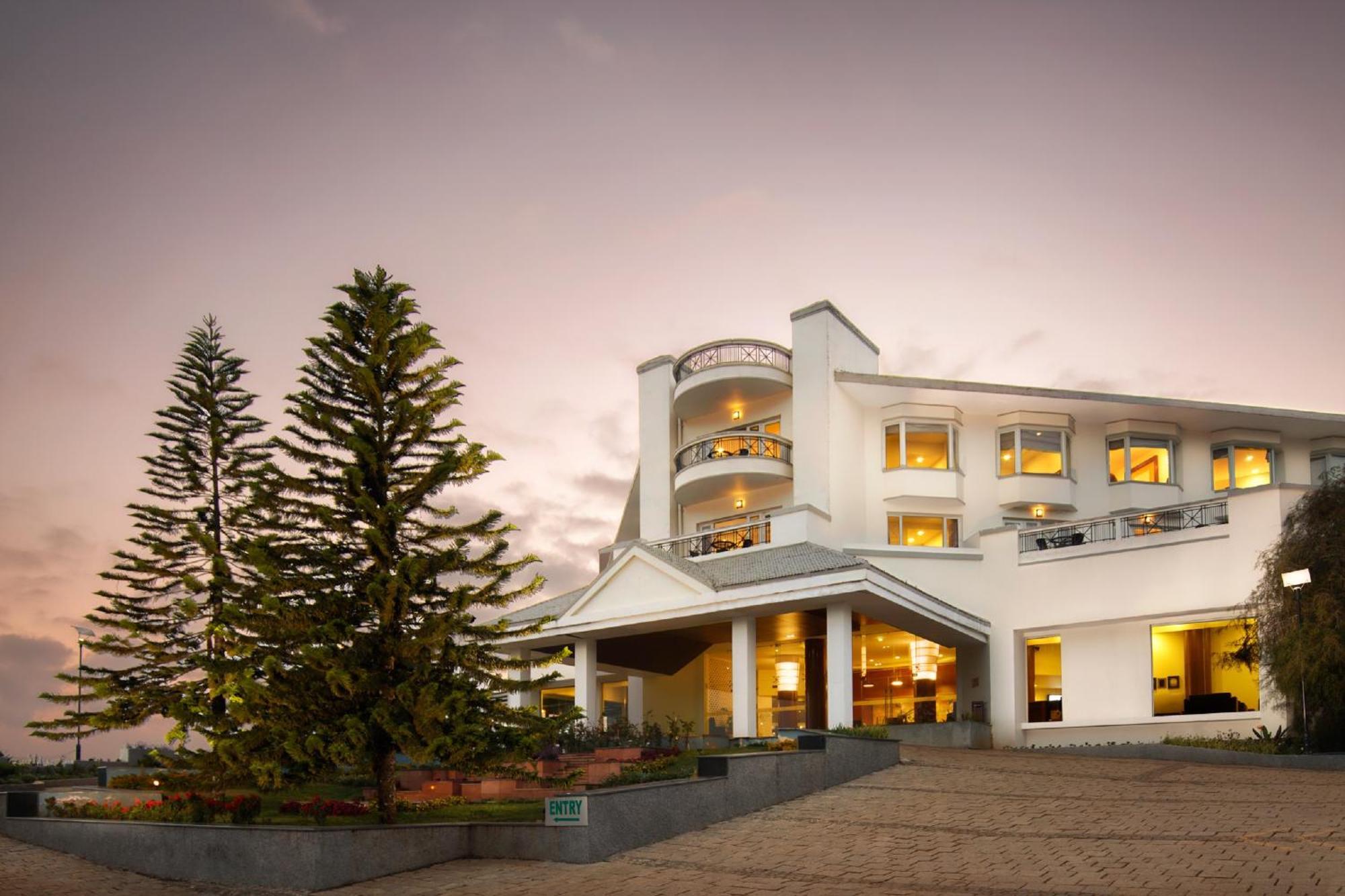 HOTEL STERLING OOTY FERN HILL | ⋆⋆⋆⋆ | INDIA | SEASON DEALS FROM $72
